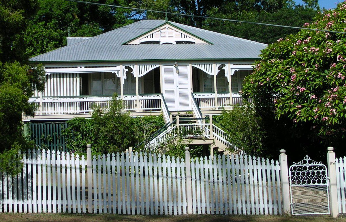 Queenslander_veranda - Wavell Heights News